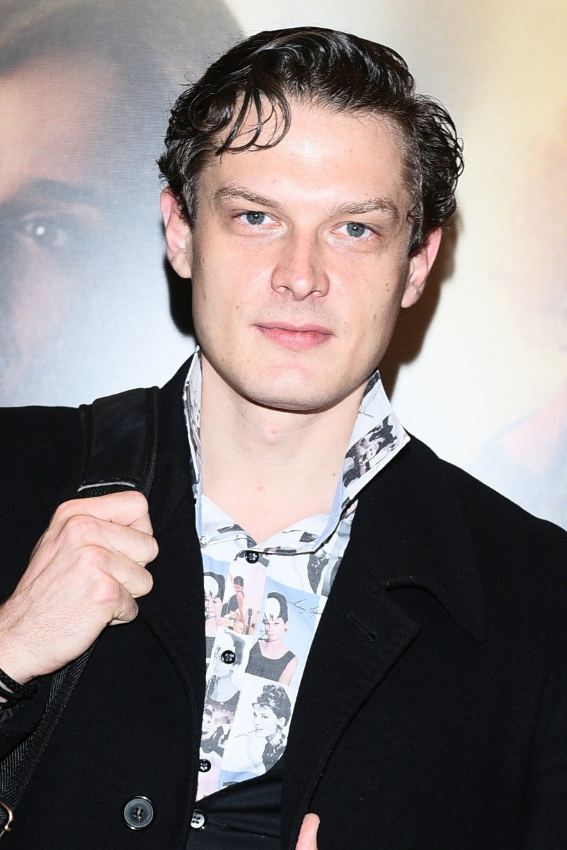 "Na Wspólnej": Adam Fidusiewicz odchodzi z serialu. Co dalej? - Świat ...