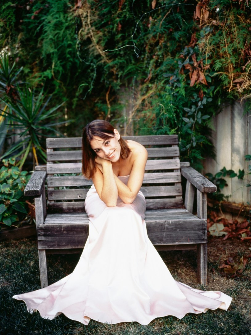 Amy Jo Johnson: Co słychać u gwiazdy "Power Rangers"? - Świat Seriali w ...