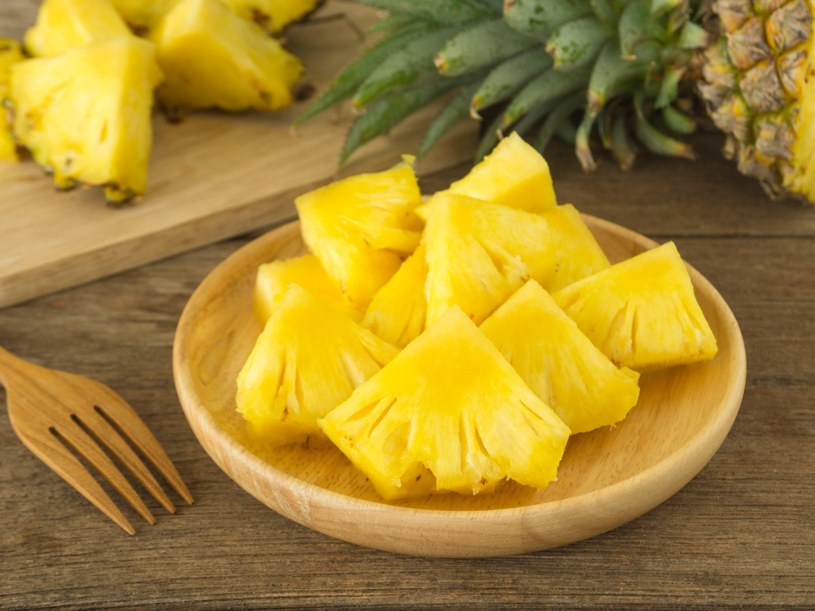 Pięć "zdrowych" powodów, aby włączyć ananasa do diety - Kobieta w ...
