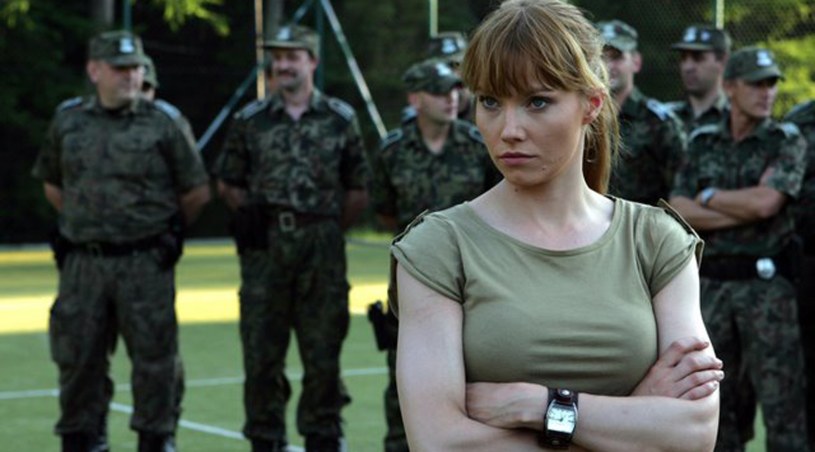 Lara w niebezpieczeństwie - Świat Seriali w INTERIA.PL