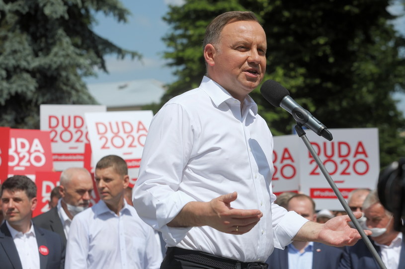 Wybory prezydenckie 2020. Duda o Trzaskowskim: Albo kłamie, albo jest ... Wybory prezydenckie 2020. Duda o Trzaskowskim: Albo kłamie, albo jest ...