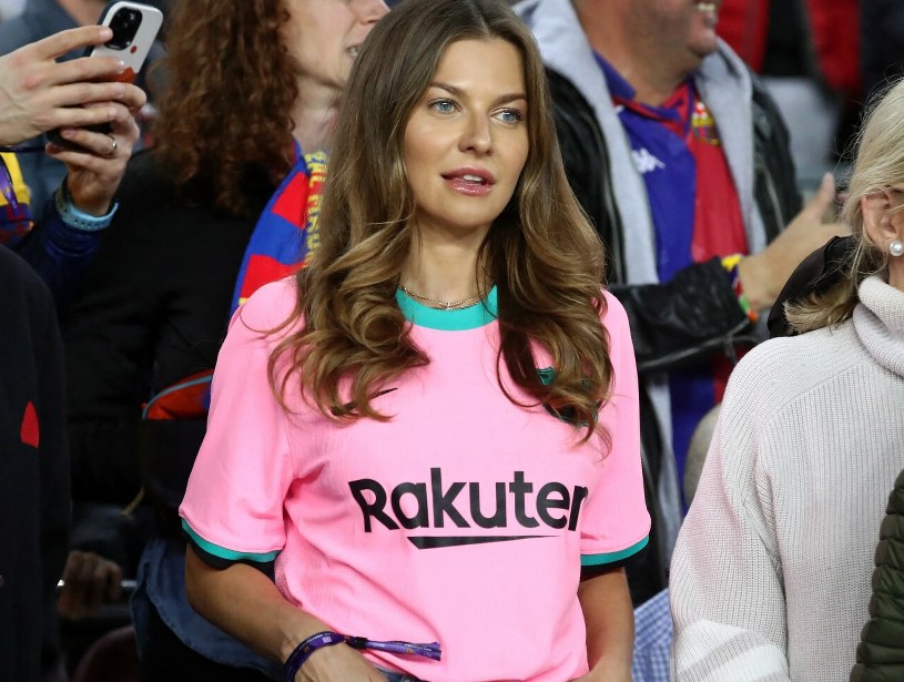 Nieobecność Lewandowskiej wyczuliła jej fanów. Odkryli coś wymownego ...