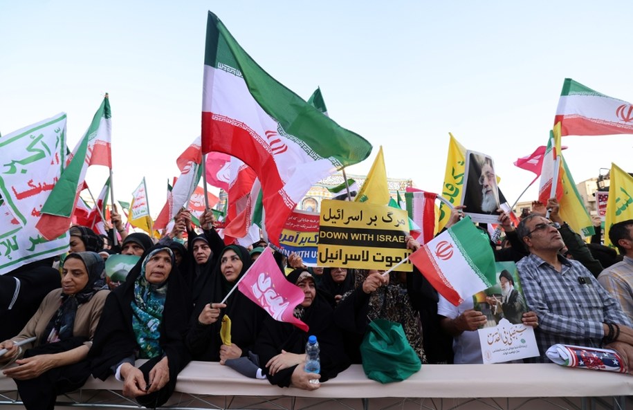Trump ostrzega Iran przed konsekwencjami ataku na USA - RMF 24 Trump ostrzega Iran przed konsekwencjami ataku na USA - RMF 24