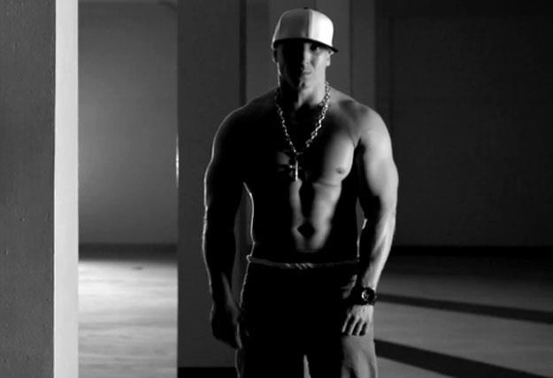 Chada z innej strony (klip "O własnych siłach") - Muzyka w INTERIA.PL