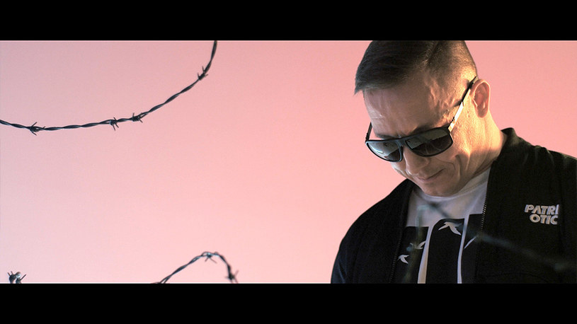 Chada i film "Proceder": Zwiastun dla widzów dorosłych - Muzyka w ...