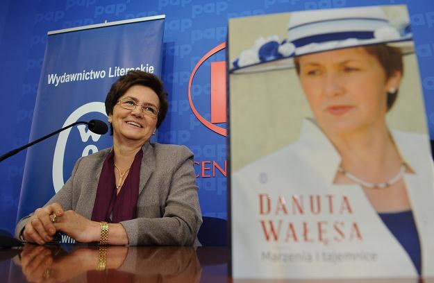 Danuta Wałęsowa o swojej książce "Marzenia i tajemnice" - Wydarzenia w ...