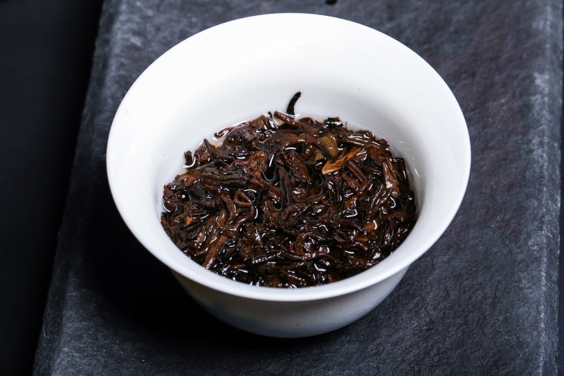 Przez to skrzydłokwiat kwitnie na zielono. Zrób to, a kwiaty zmienią ...