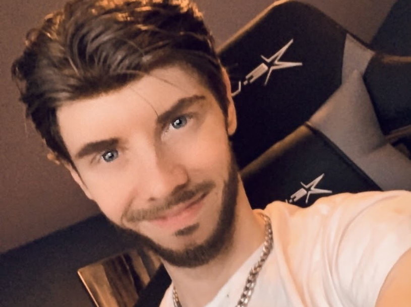 Jake Randall – twórca, który walczy ze spekulantami i pomaga ludziom w ...