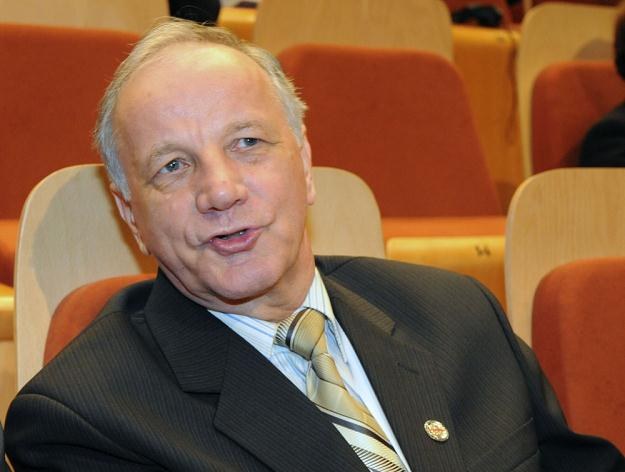 Rezygnacja Jana Rulewskiego - Wydarzenia w INTERIA.PL