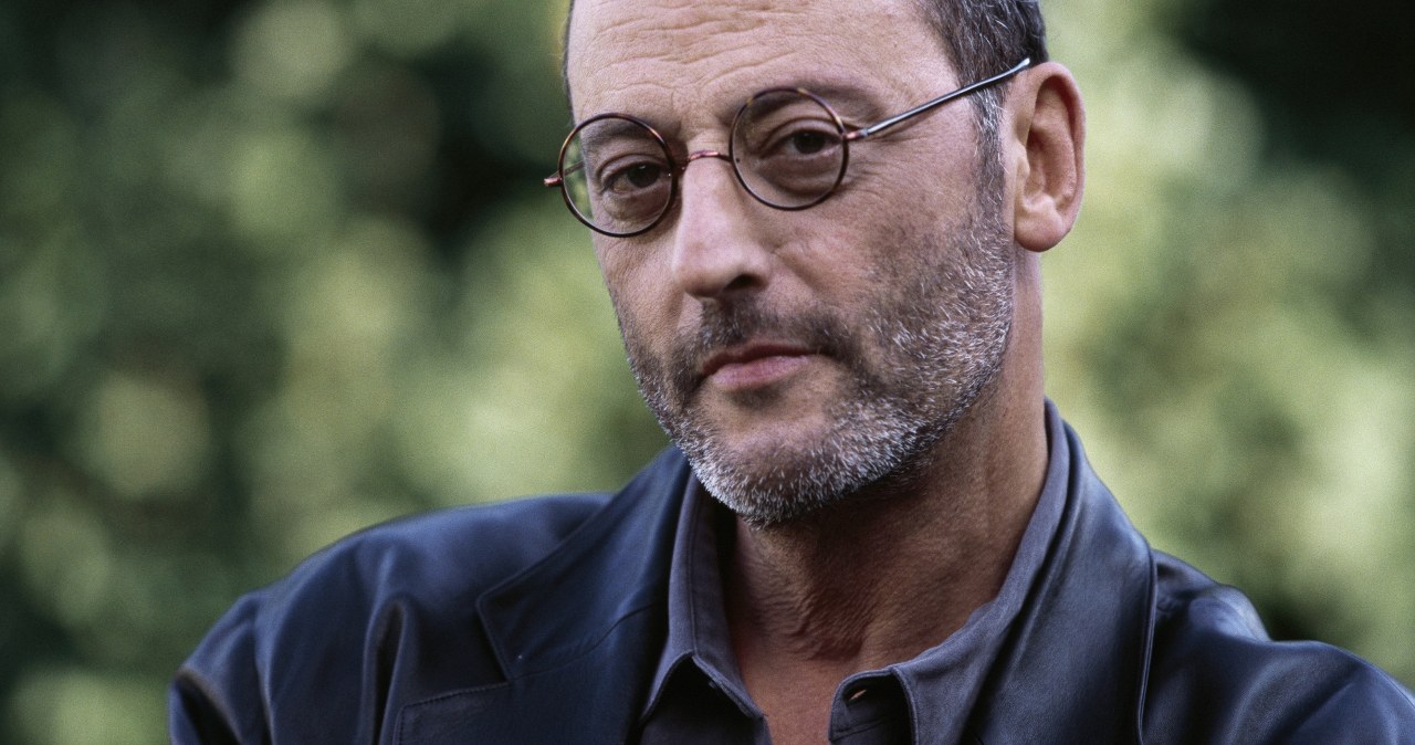 "Jean Reno" to tylko pseudonim. W rzeczywistości nazywa się inaczej i ...