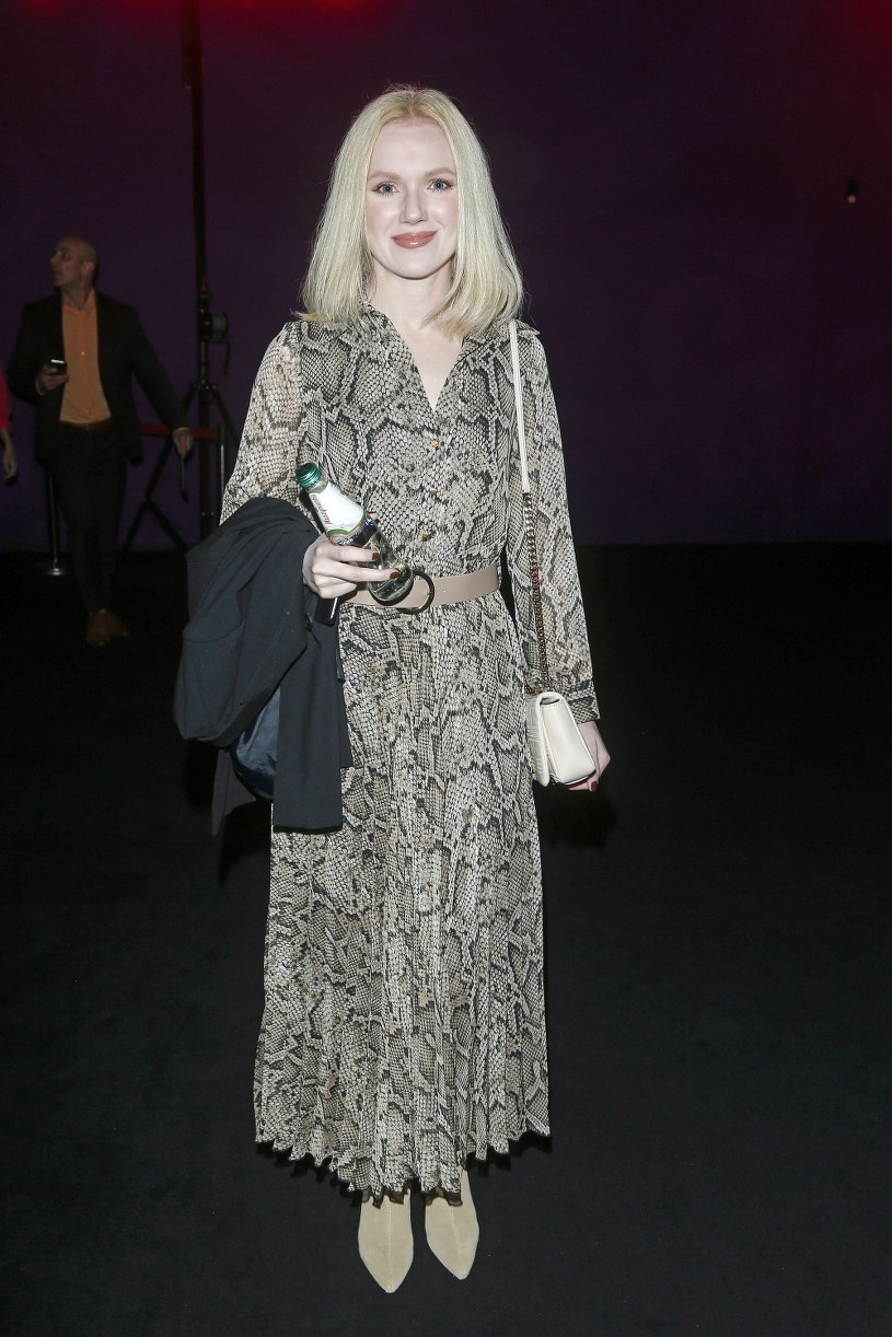 Joanna Majstrak ogłosiła wielki powrót. Odsłoniła szczupłe nogi na ...