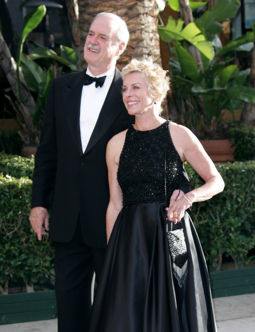 John Cleese jest 15 lat po rozwodzie. Nadal spłaca byłą żonę - Świat ...