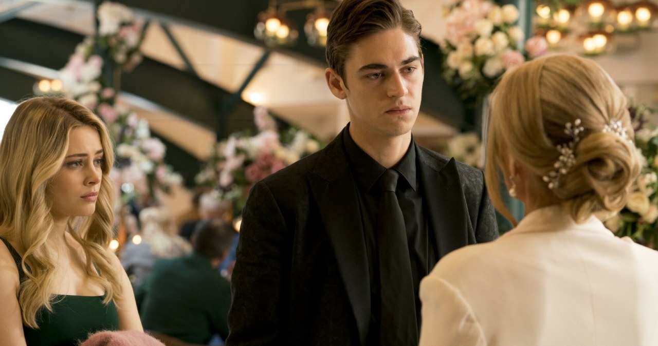 Hero Fiennes Tiffin: kobiety pokochały go w serii "After". Teraz ...