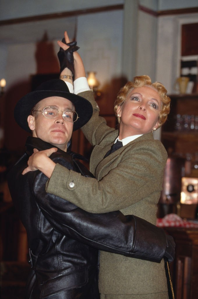 Gwiazda z "'Allo 'Allo!" po latach. Co się stało z ponętną Helgą ...