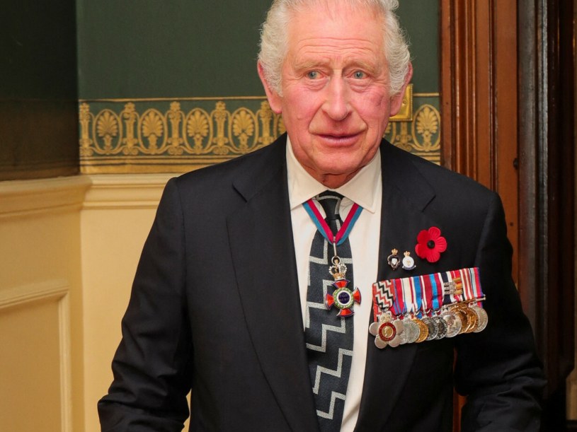 Karol i Camilla podjęli drastyczne kroki. Teraz brytyjska prasa miażdży ...