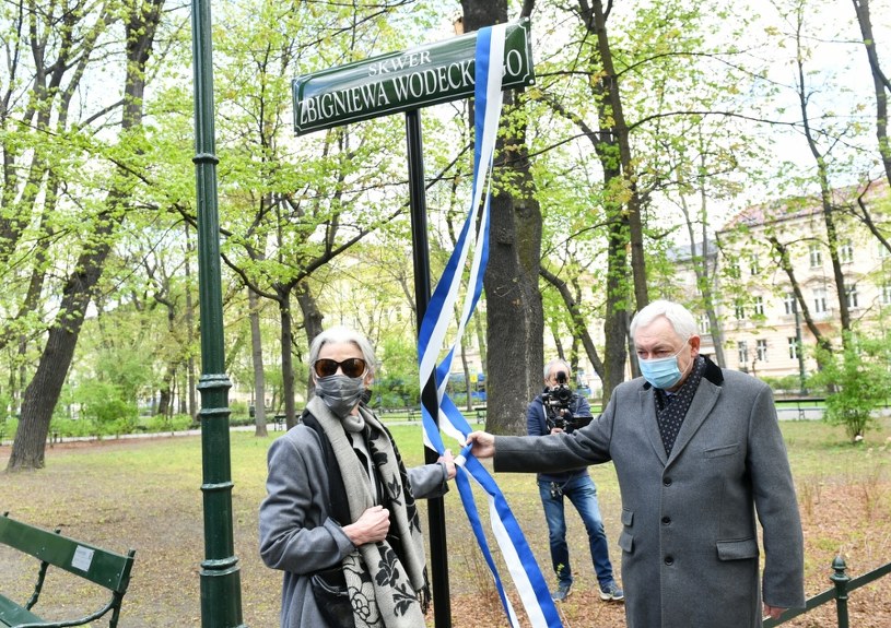 Zbigniew Wodecki upamiętniony! Doczekał się własnego skweru - pomponik.pl