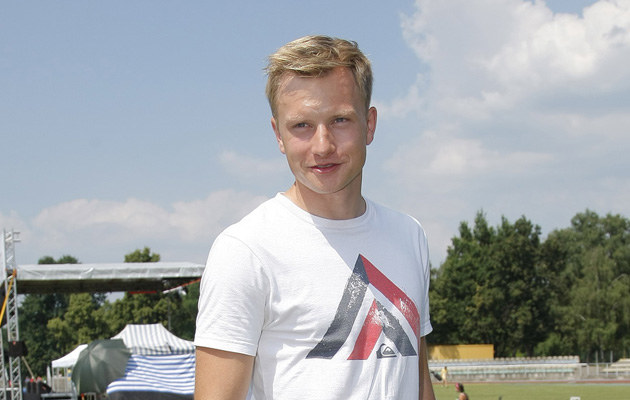 Kuba Wesołowski szkoli się do roli taty! Jak sobie radzi? - pomponik.pl