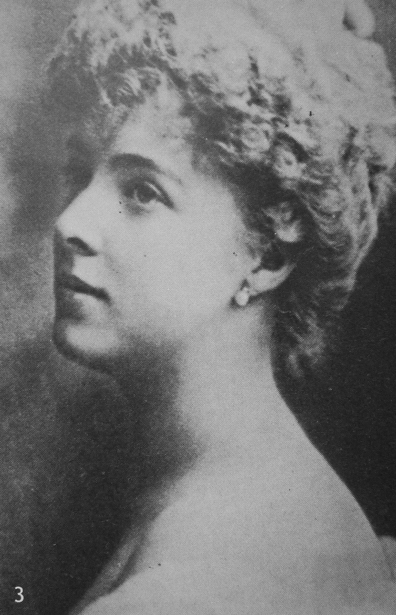 Księżna Daisy kochała zamek w Pszczynie. Idealne miejsce na jesienną ...