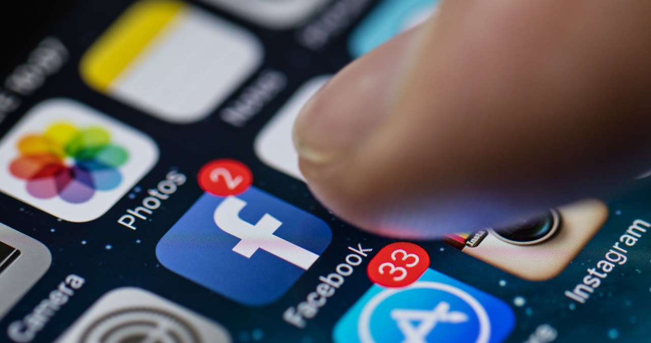 Jak sprawdzić, czy telefon jest szpiegowany? Wystarczy kod - Geekweek w INTERIA.PL