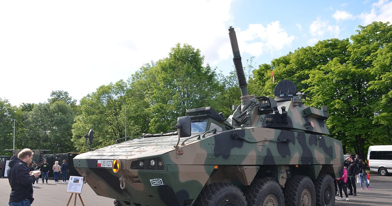 Najnowsza broń Polski trafiła na Ukrainę. SM Rak w akcji - Geekweek w ...