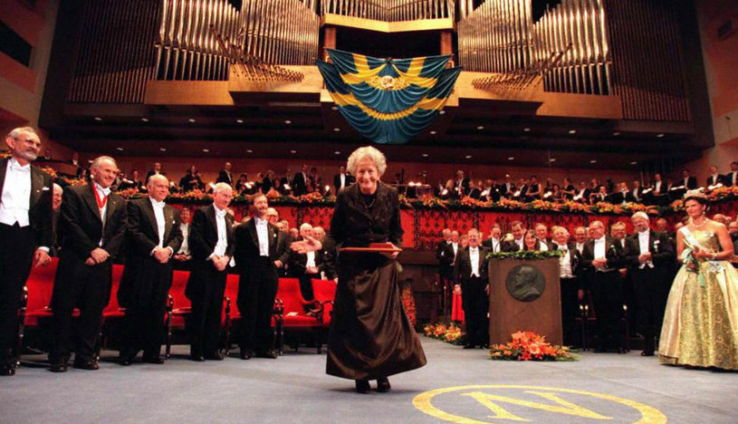 3 października 1996 r. Wisława Szymborska z Noblem - Historia w INTERIA.PL 3 października 1996 r. Wisława Szymborska z Noblem - Historia w INTERIA.PL