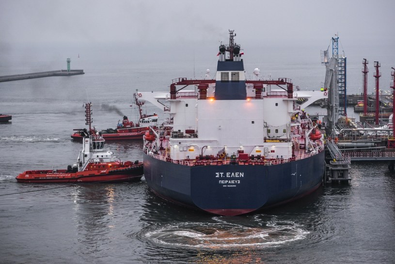 Embargo na rosyjską ropę. Polska dobrze przygotowana - Biznes w INTERIA.PL