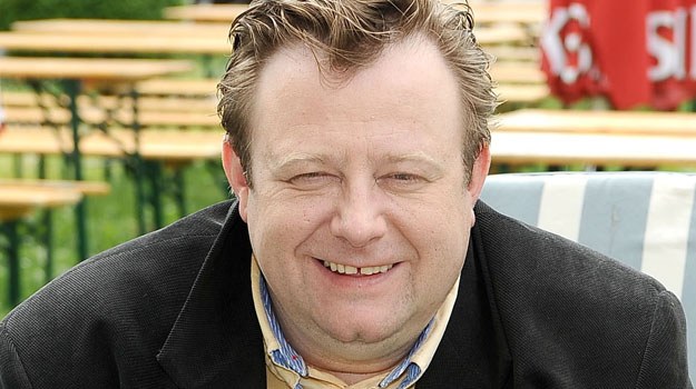 Lubi, kiedy kobiety... milczą - Świat Seriali w INTERIA.PL