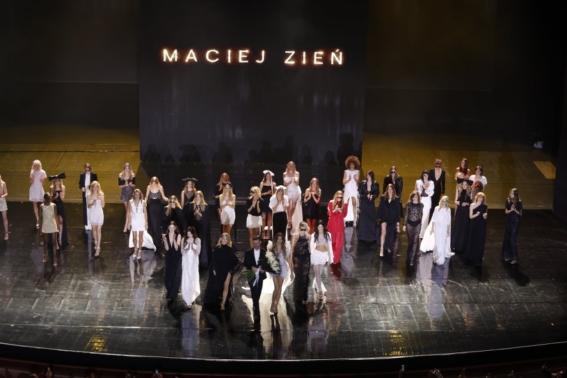 Plejada gwiazd na jubileuszowym pokazie Macieja Zienia - pomponik.pl