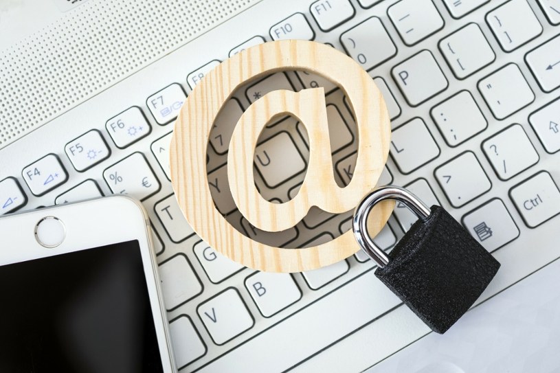 Bezpieczny email. Jak zadbać o swoją pocztę elektroniczną? - Geekweek w ...