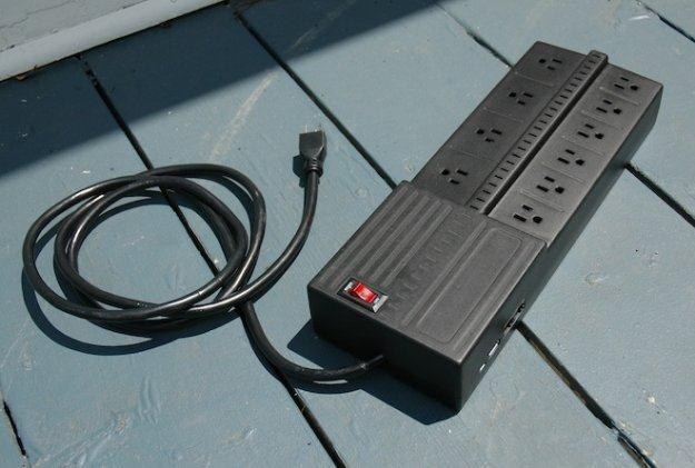 Urządzenie hakerskie, na które nie zwrócicie uwagi - Geekweek w INTERIA.PL