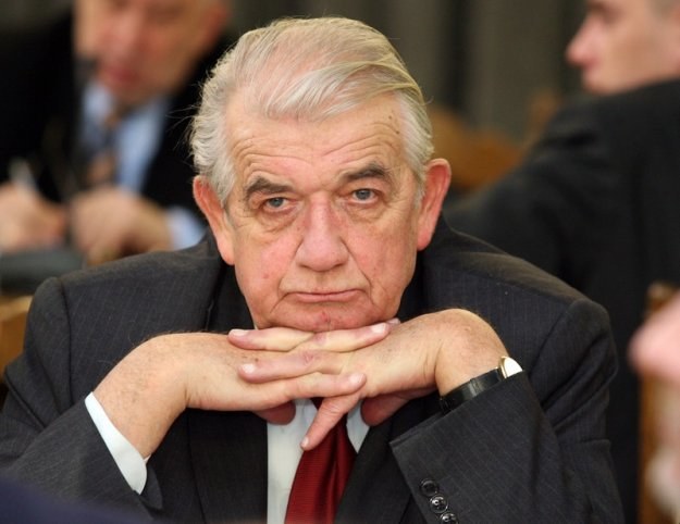 Tak SB niszczyło Zbigniewa Religę - Wydarzenia w INTERIA.PL