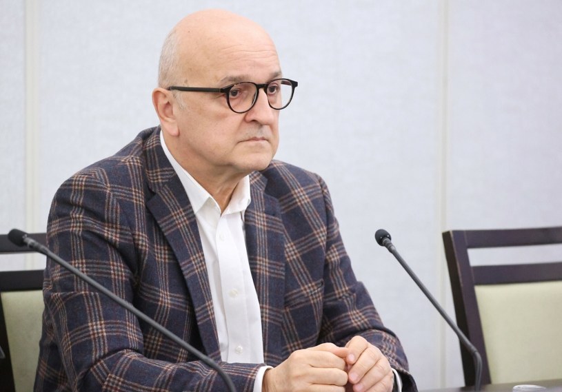 TVP: Członek KRRiT ze skargą na materiały w "Wiadomościach" - Świat ...