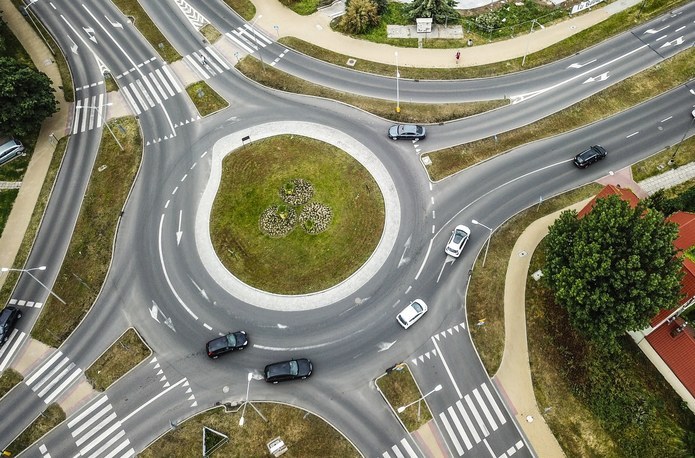 Jak działa rondo turbinowe? Schemat i zasady jazdy - Motoryzacja w INTERIA.PL