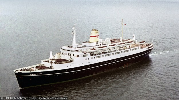 11 kwietnia 1969 r. Transatlantyk "Stefan Batory" wypłynął w pierwszy ...