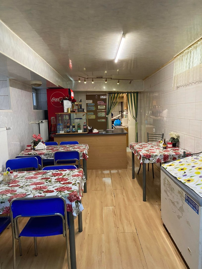 Bar w Przychodni: "Mamy też mniejsze porcje, żeby nikt nie wyszedł ...