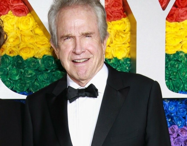 Warren Beatty został pozwany. Oskarżono go o stosunek seksualny z ...