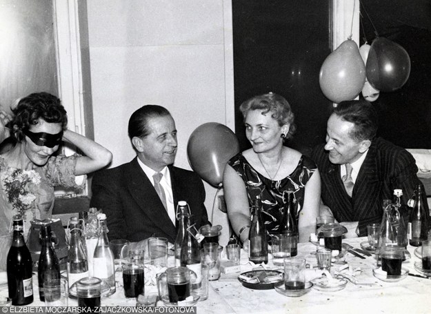 Najsłynniejsze bale PRL-u - Kobieta w INTERIA.PL