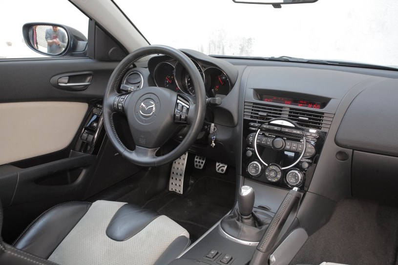 Używana Mazda RX-8 (2003-2011) - Motoryzacja w INTERIA.PL