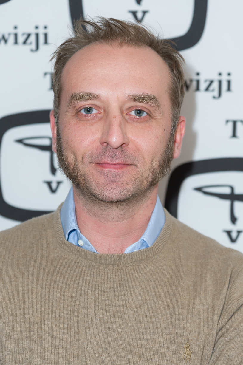 Wojciech Mecwaldowski przeszedł metamorfozę - Kobieta w INTERIA.PL