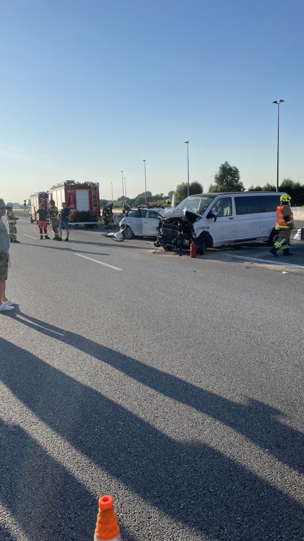Wypadek na A4 koło Krakowa. Trzy osoby ranne - RMF 24