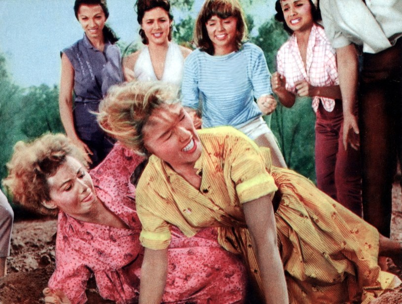 Yvette Vickers: Tragiczne życie seksbomby. Odnaleziono ją martwą ...