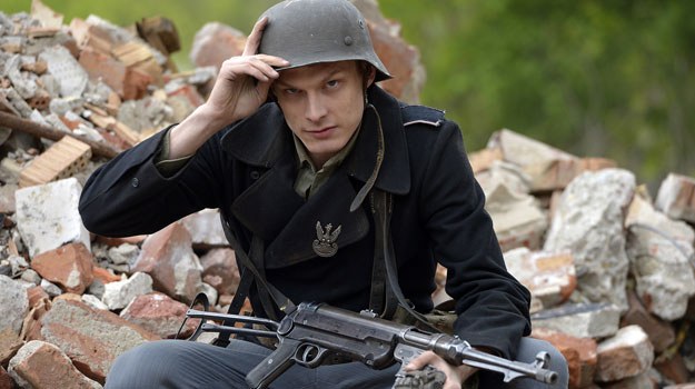 "Czas honoru": Adam Fidusiewicz w kręgu historii - Świat Seriali w ...