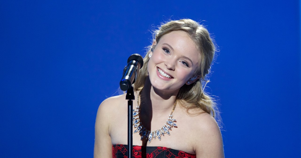 Zara Larsson kończy 25 lat. Kim jest? Zaczynała w "Mam talent", dziś ...